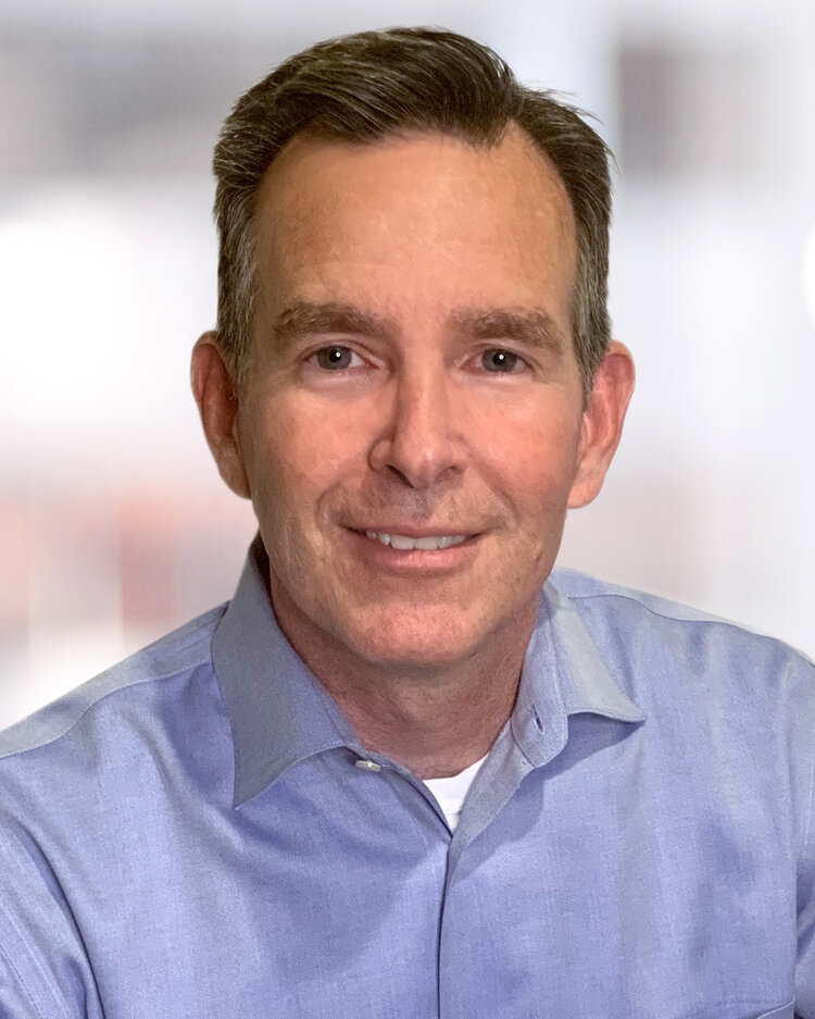 Lineup Hires Tom Warren as Director of Sales